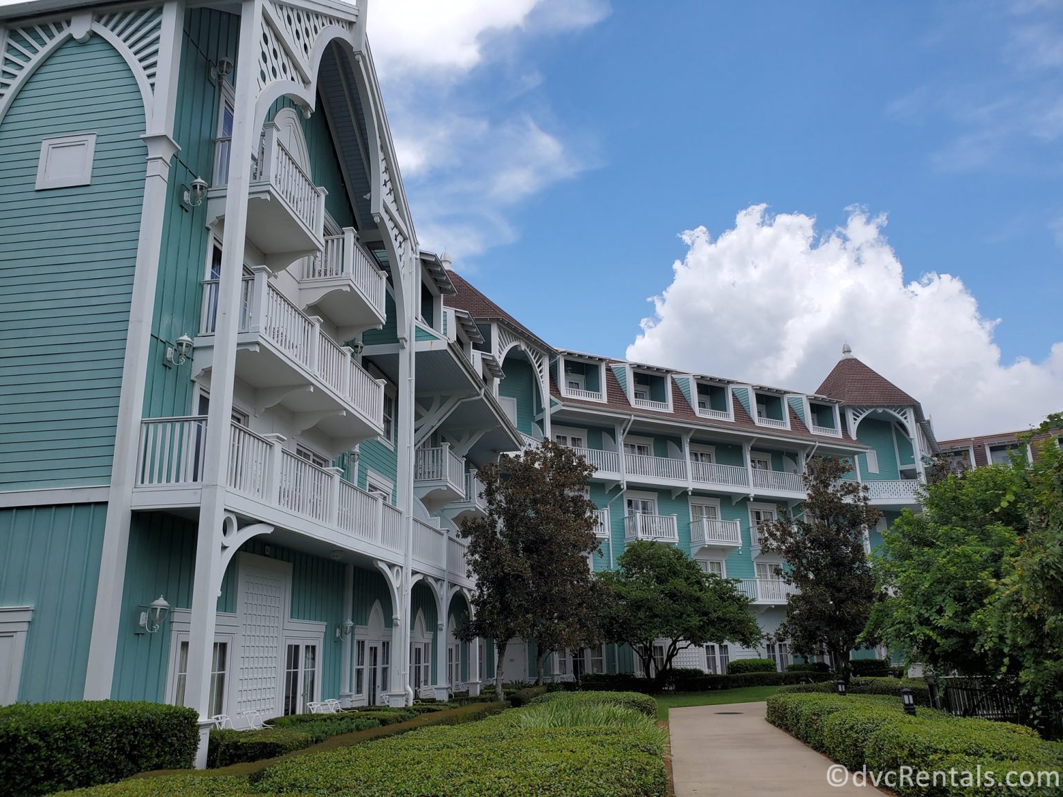 Disney’s Beach Club Villas and Disney’s Boardwalk Villas - Choosing the ...